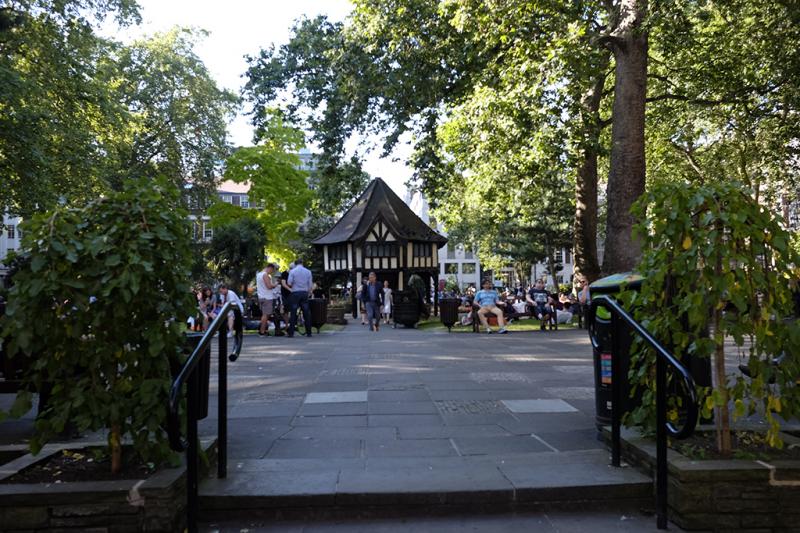 Soho-Square | Morus Londinium